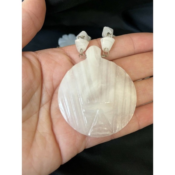 Unbranded | Jewelry | Vintage Carved Alabaster Pendant Necklace Aztec ...